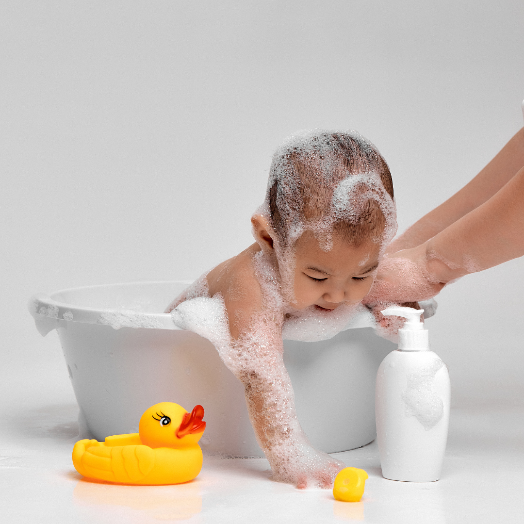 Bathtubs & Bathers – Elegant Smockers